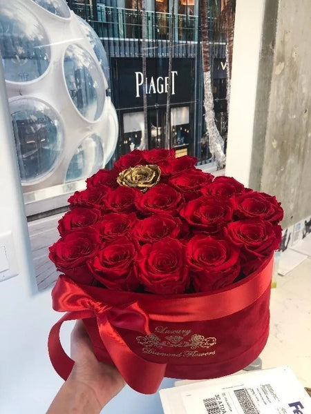 Love gold rose – Luxury Diamond Flowers